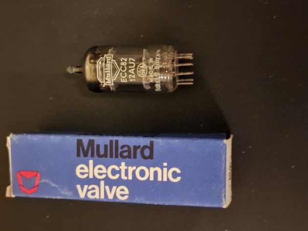 Mullard ECC82 NOS | HiFi-Butikk high-end hifi Audio Audiocompaniet